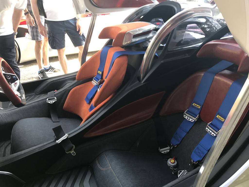 Techrules Ren: l'auto elettrica a turbina incanta il Salone d'Eleganza ...